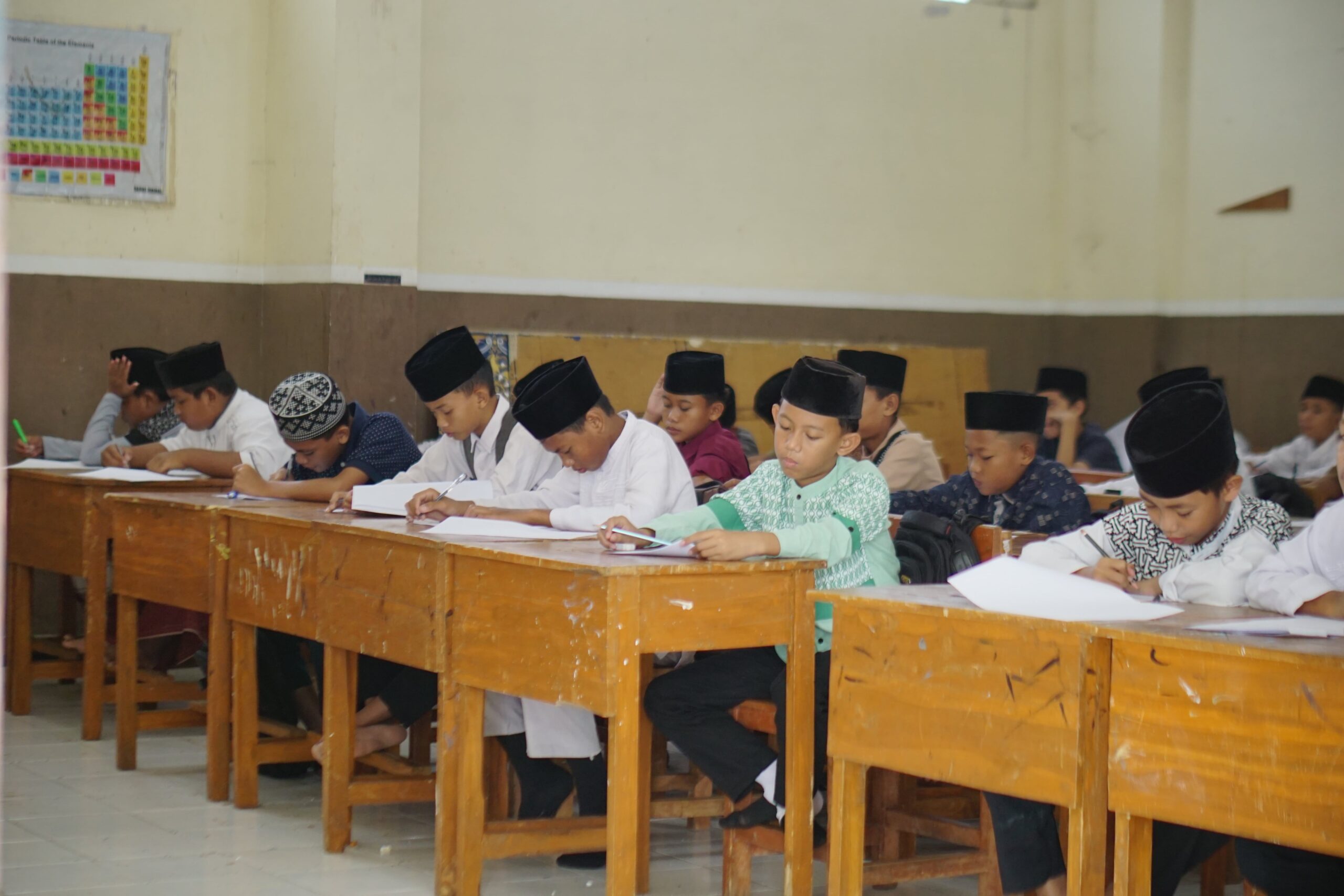 Pondok Modern Darul Hikmah – Slogan Pesantren